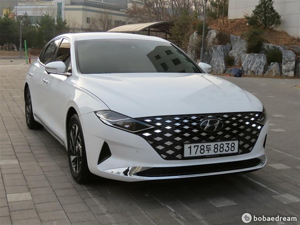 2020 현대 더 뉴 그랜저 하이브리드 24 Hev 익스클루시브 중고차 보배드림 사이버매장